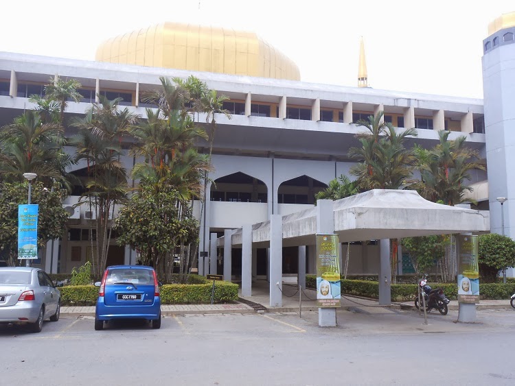 SENI LAMA MELAYU (MALAY OLDEN ART): Masjid (Mosque of) UKM, Bangi