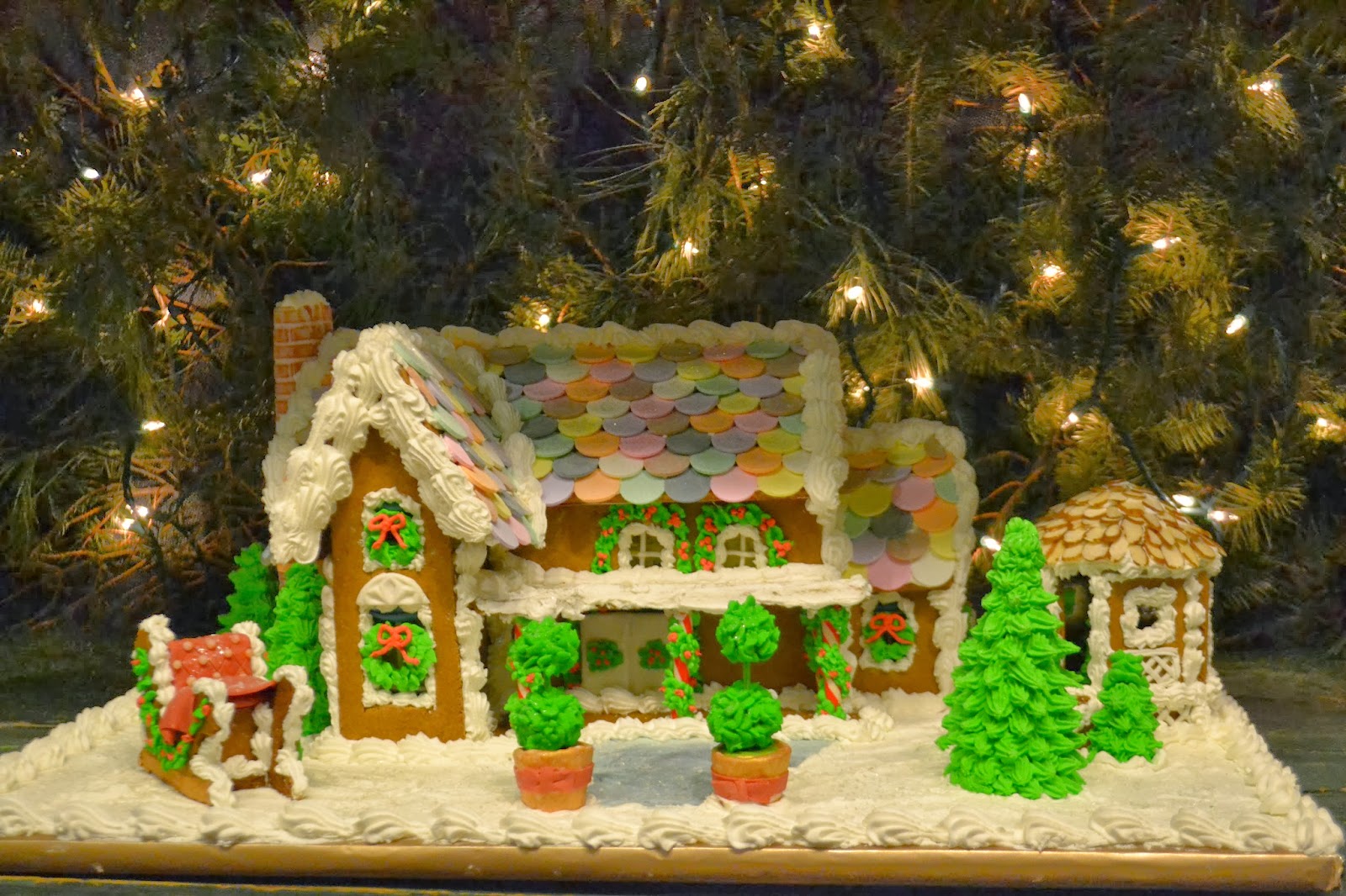 It's All About Purple: The Gingerbread House Contest!!
