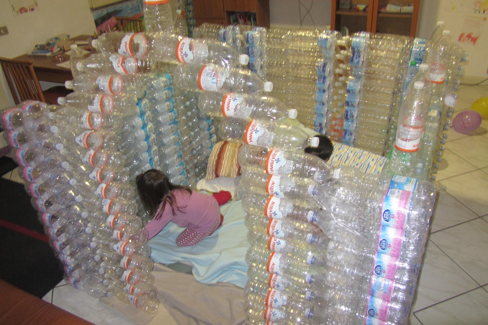 Un'altra Vista: The bottle castle