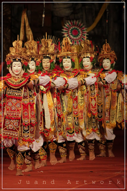 JJ Artwork: Tari Topeng Bali