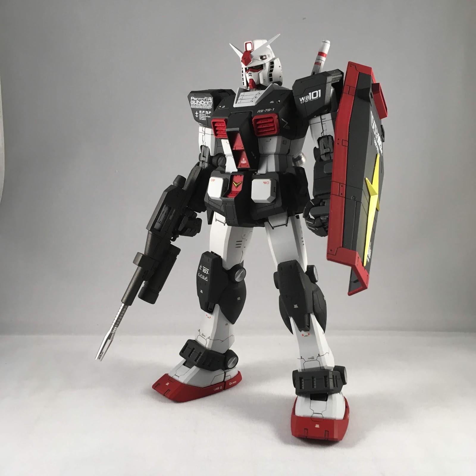 GMobile17: Gundam Prototype RX-78-1