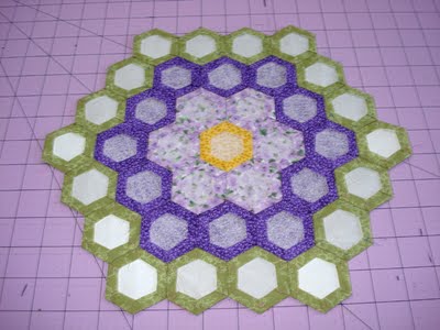 Prendada e Caprichosa: Patchwork de Hexágonos