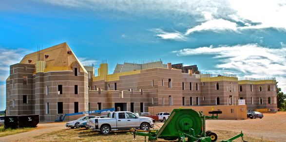 Mansions & More: Update on The Construction of Pensmore, The 70,000 ...