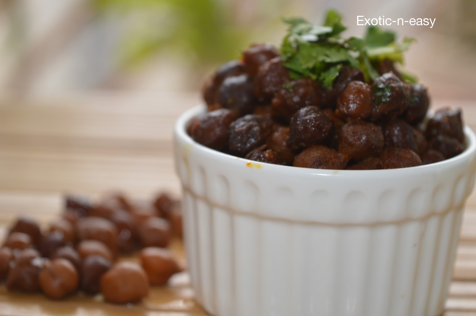 exotic-n-easy cooking: Sukhe Channe (Dry Channa)