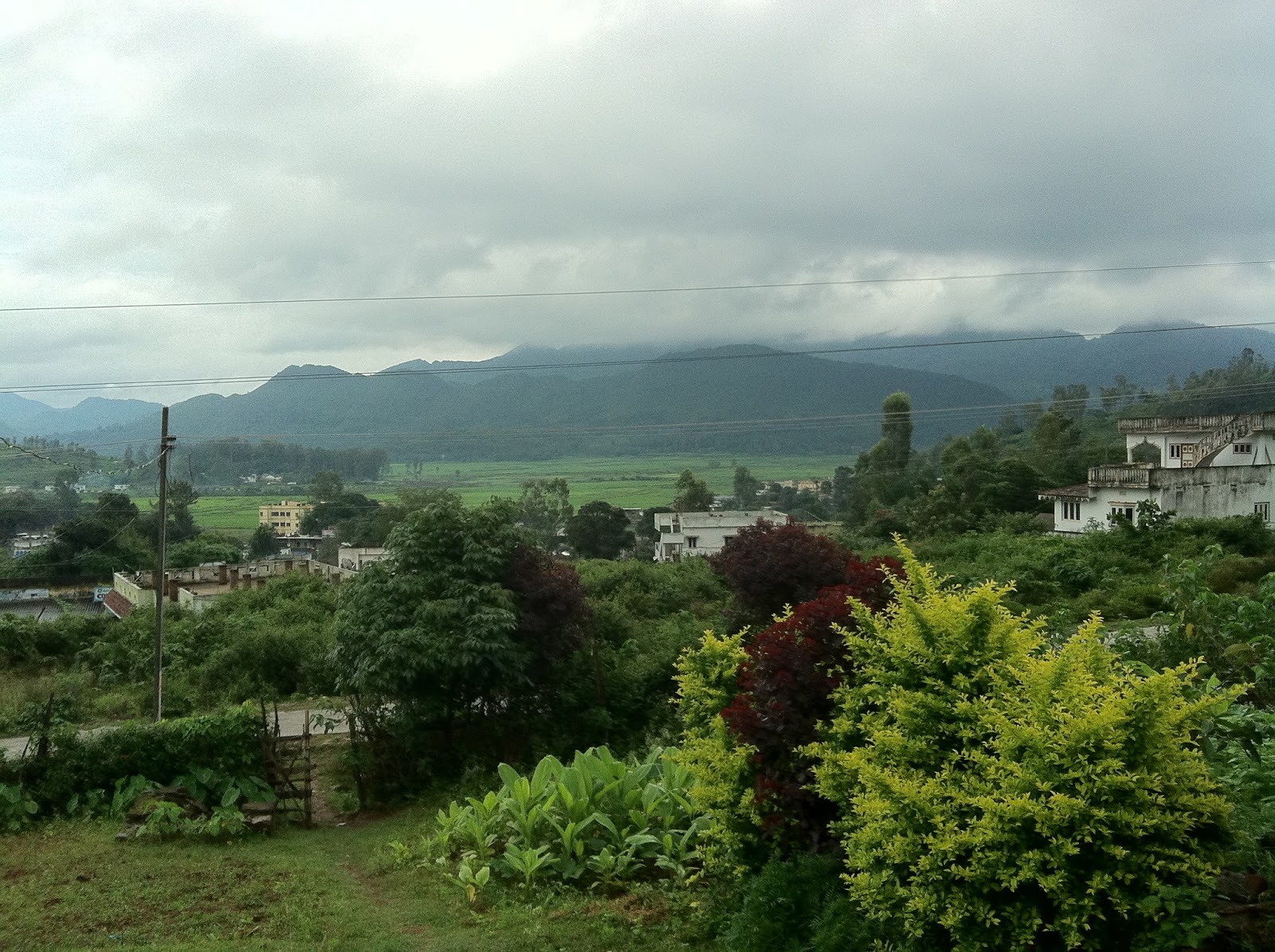 Aakulo Aakunai: Chintapalli Trip