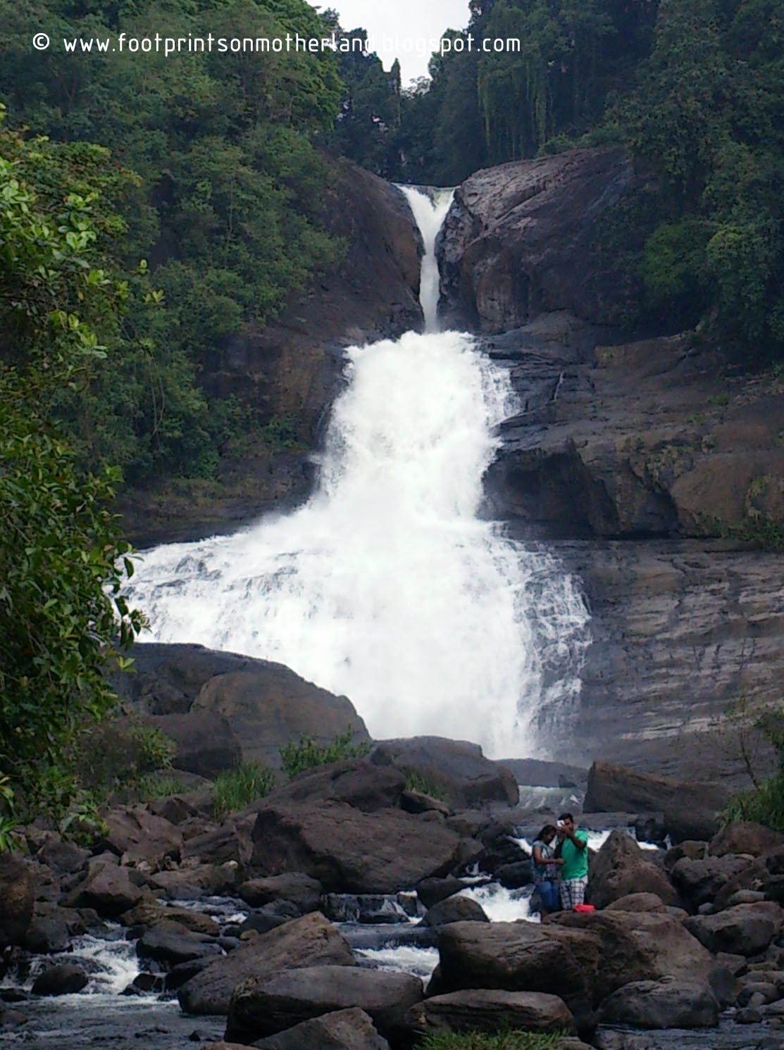 බෝපත් ඇල්ල [ Bopath Ella ]