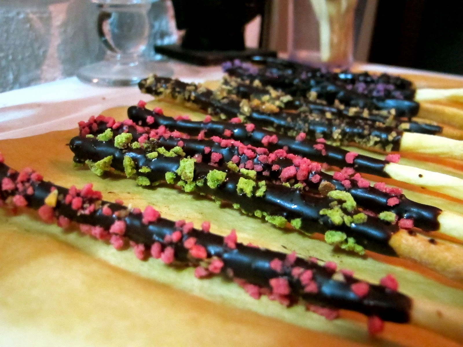 Knifing Forking Spooning: Homemade Pepero/Pocky Sticks