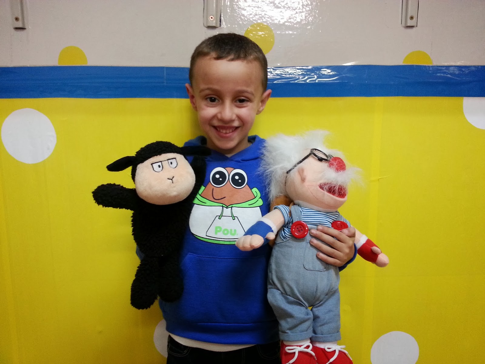 * MÓN INFANTIL* y ciclo inicial: ET DESITGEM MOLTA SORT ZOUHAIR