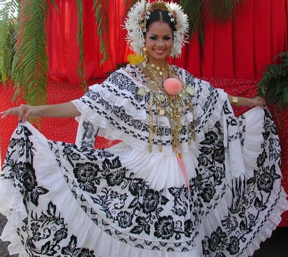 La Pollera de Panamá: Seleccion de fotografias de la Pollera de gala.