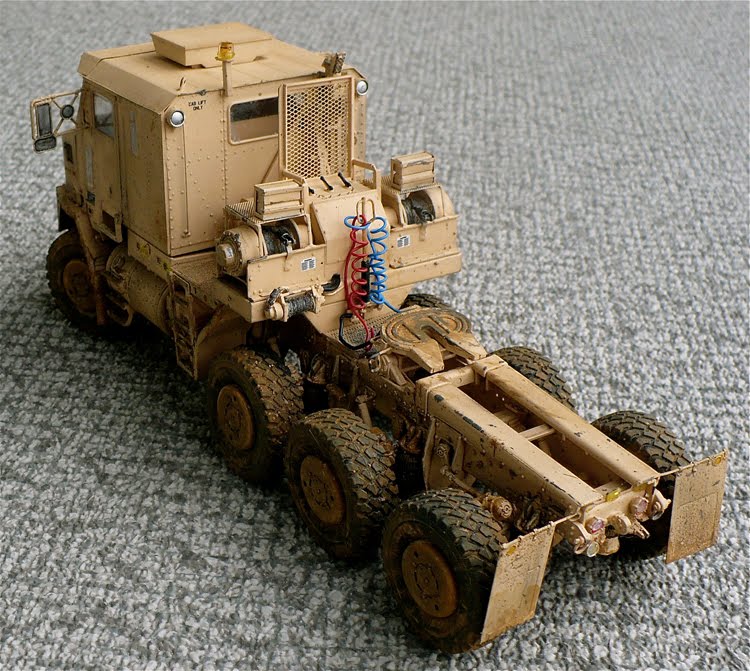 The Great Canadian Model Builders Web Page!: M1070 Truck Tractor