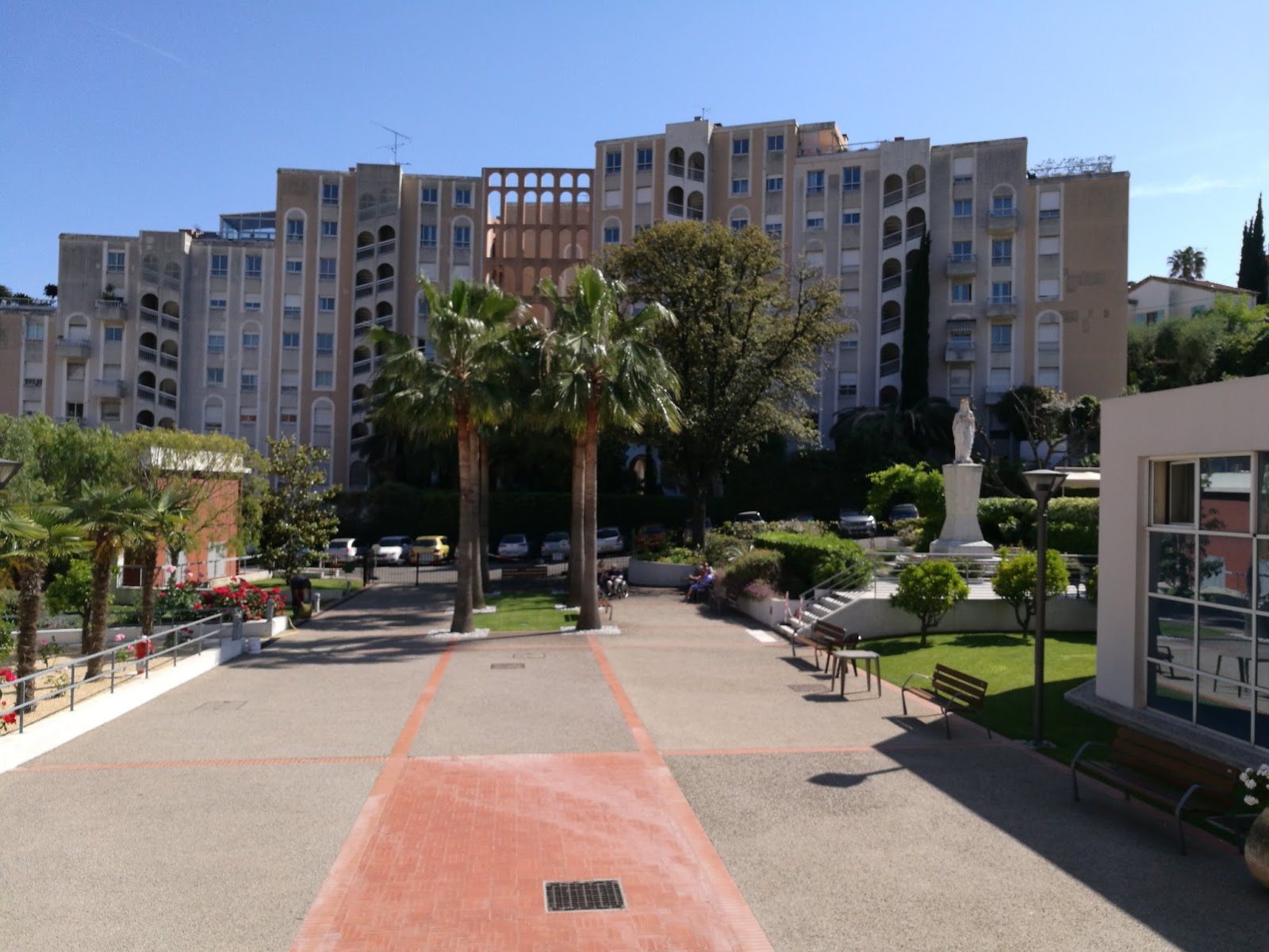 En faim de contes: FONDATION PAULIANI