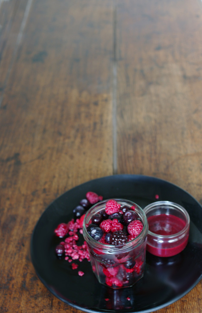 The Wandering Girl: Fruits Rouges