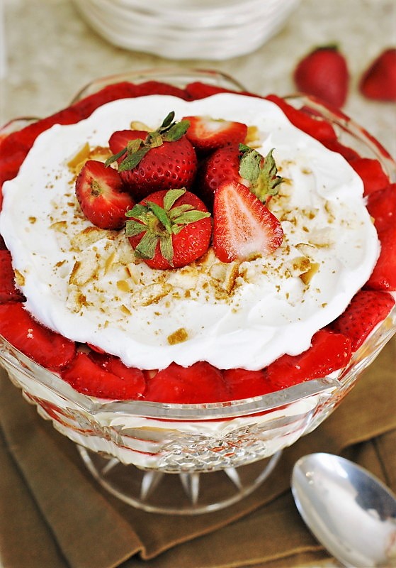 Strawberry Pudding | The Kitchen is My Playground