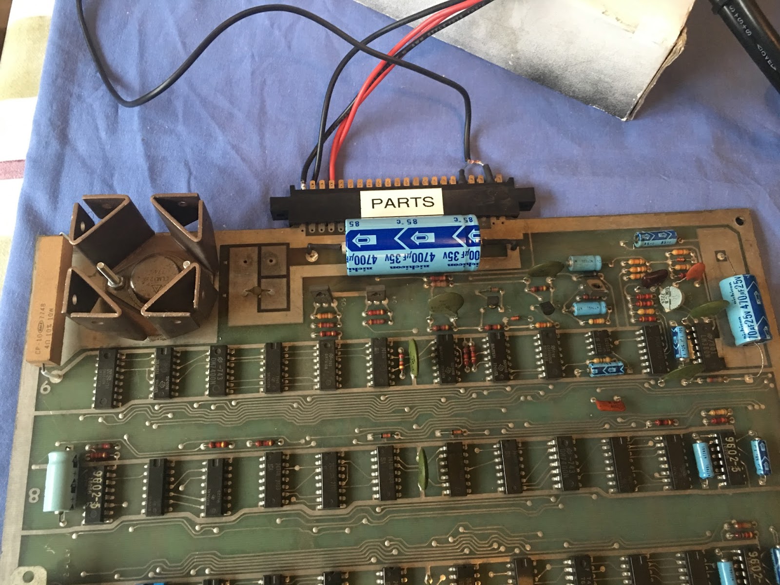 Jump 'n' Fire: Atari Breakout PCB repair. W.I.P