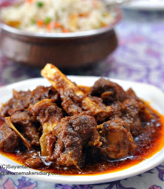 A Homemaker's Diary: Mutton Kasha (Spicy curried Goat Meat/ bengali ...