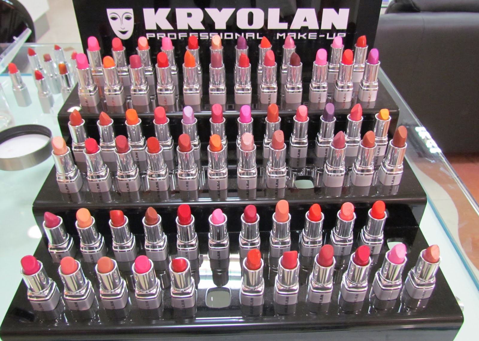Indian Beauty Central: My visit to Brand new Kryolan store in Delhi ...
