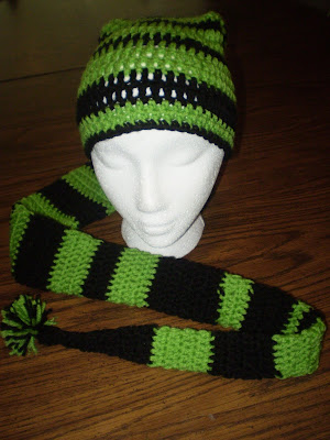 MaeBelleCreations and Musings: Super Long Stocking Hats (crochet)