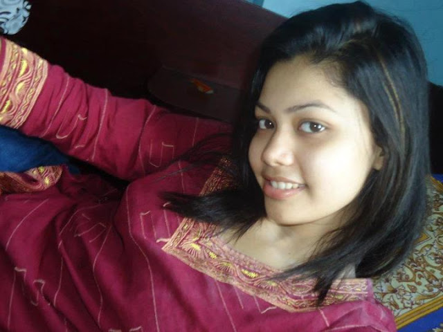 Bangladeshi Meyeder Modern Pose ((((: Sundori Bangladeshi School Meye