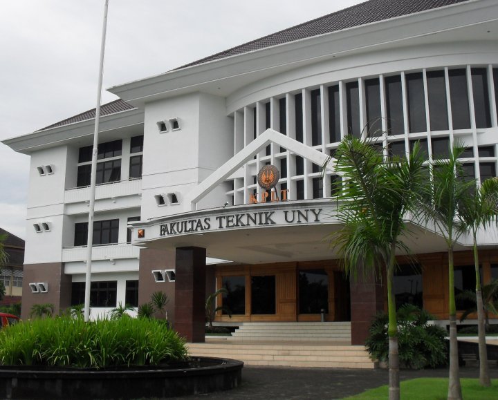 Profil BKK FT | BURSA KERJA KHUSUS FAKULTAS TEKNIK UNY