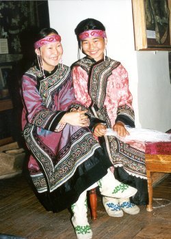 FolkCostume&Embroidery: Costume of the Peoples of the lower Amur