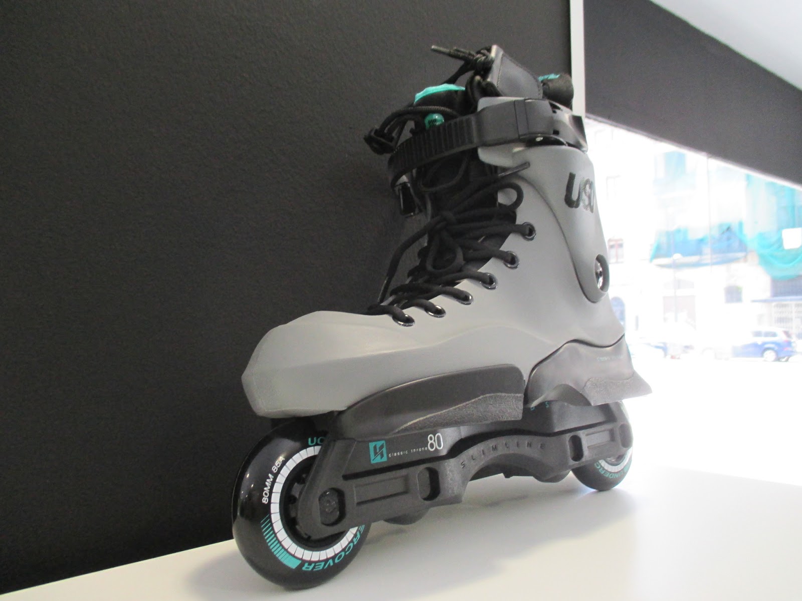 In-gravity Roller&Skate Shop Valencia: USD Classic Throne 80