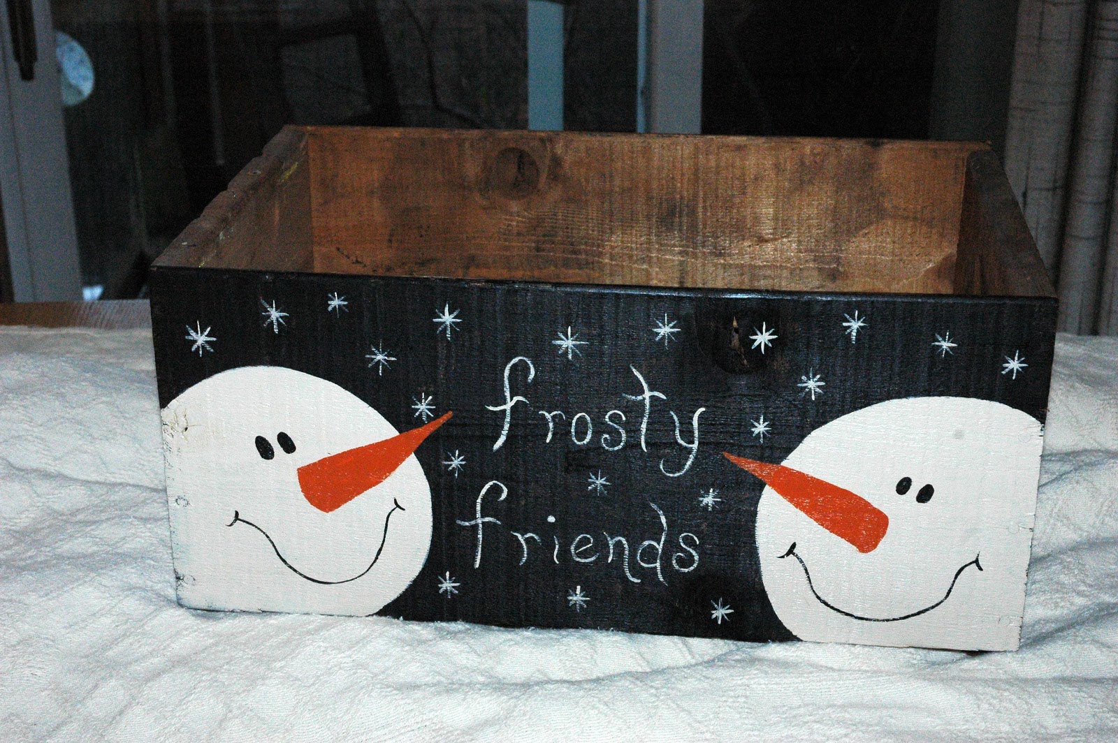Country Lane Crafts & Antiques: Wood boxes, snowman style