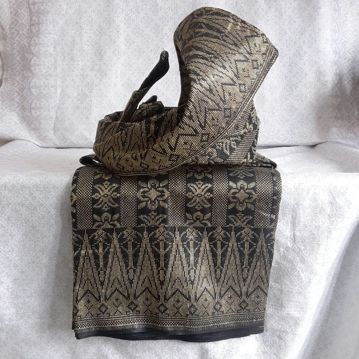 Koleksi Set Tanjak / Tengkolok ala Perak.