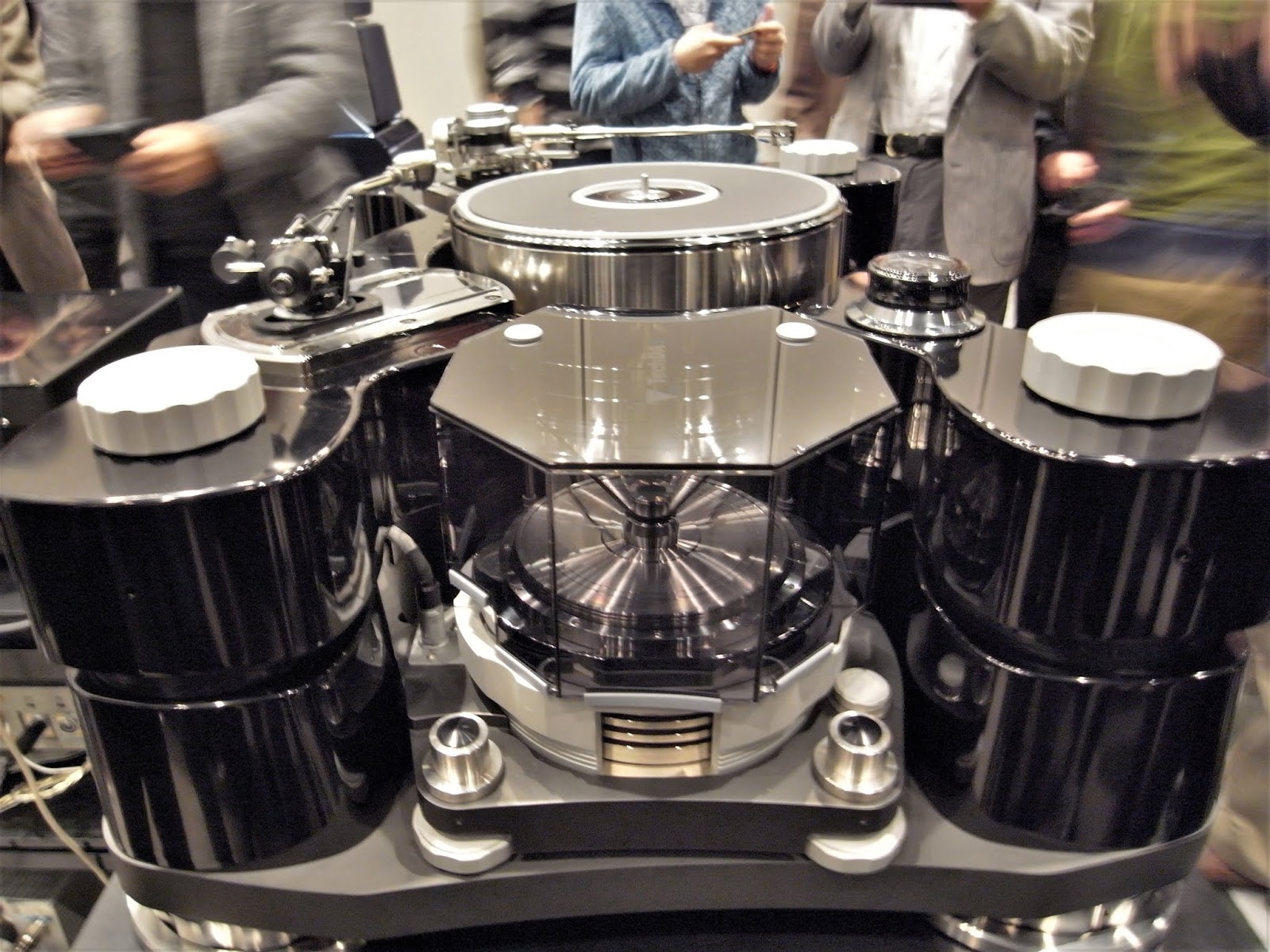 SIS AUDIO BLOG: 新製品情報 TECHDAS AIR FORCE ZEROが遂に解禁！！