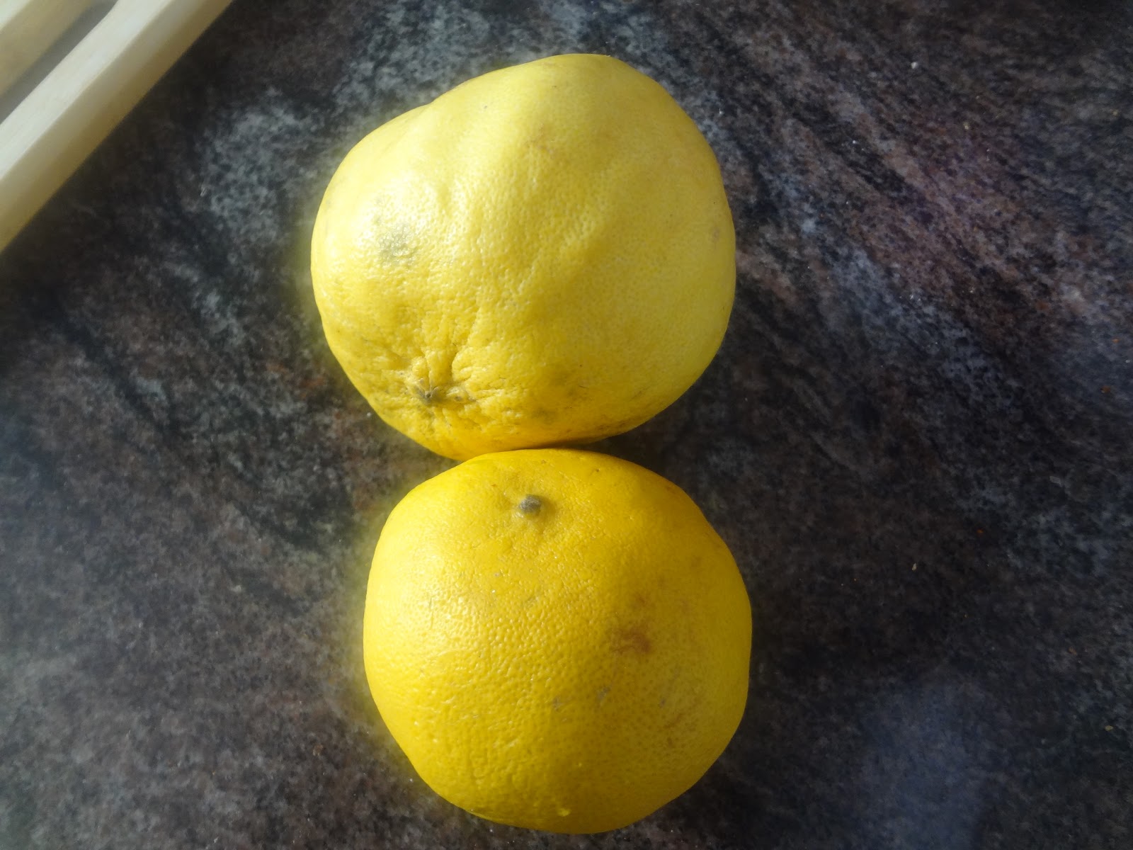 Cooking in mommy's shoes: Naranga Curry/Vadakapuli Achar