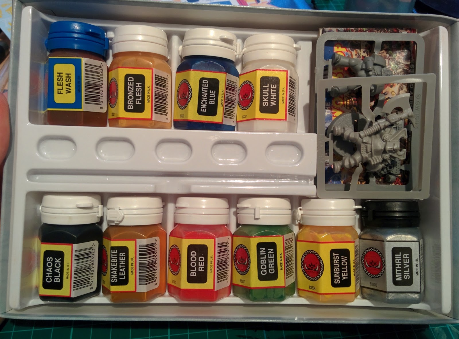 Unboxing - Citadel Colour Paint Set 1994 (The start of my "Whats in the ...