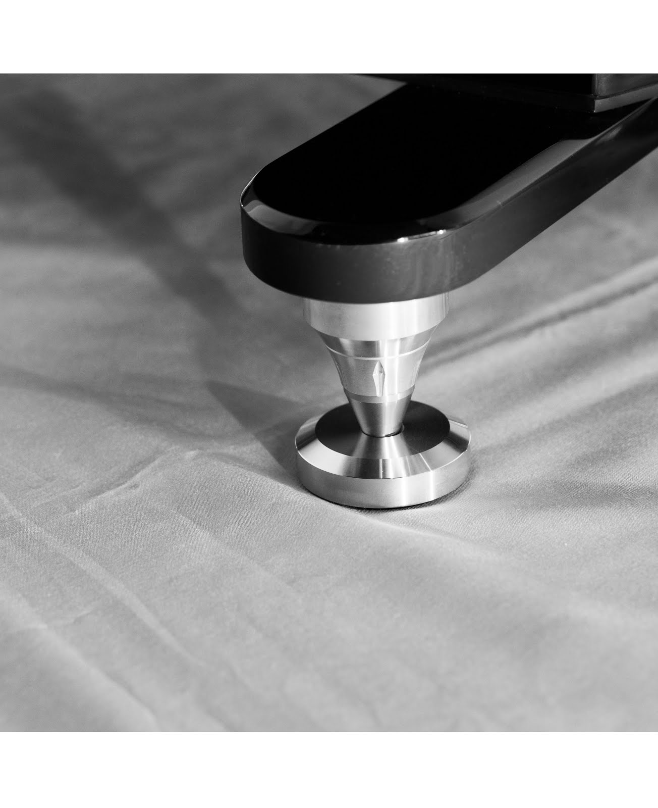 Venture Audio Quantum 8 active speakers – M & S | Ultimate High-Fidelity