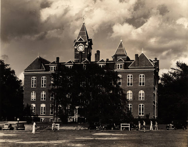 Alabama Yesterdays: Alabama Photos of the Day: Samford Hall at Auburn ...