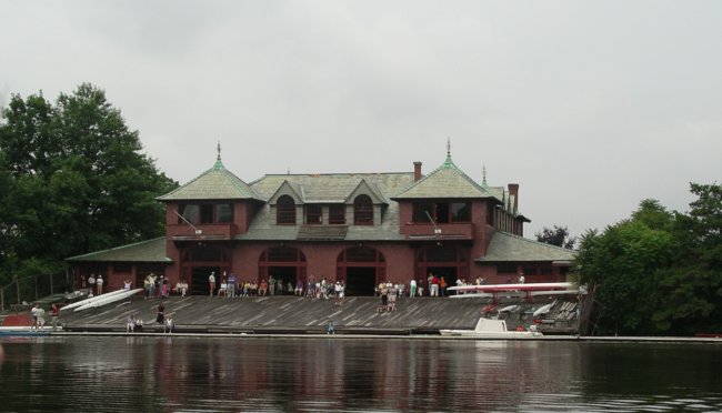 Nutfield Genealogy: Harvard's Weld Boathouse