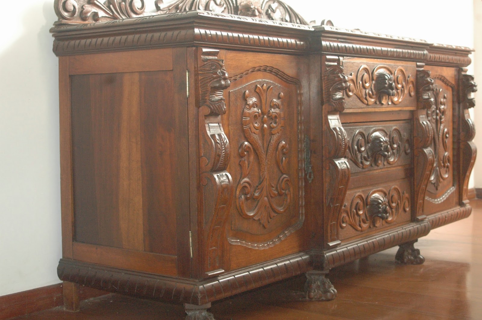 Móveis antigos: Antiguidades