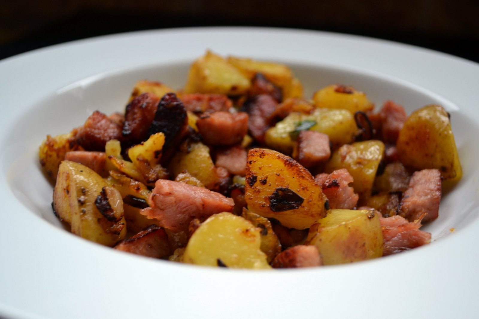 Hardly Housewives: Easter Ham Hash
