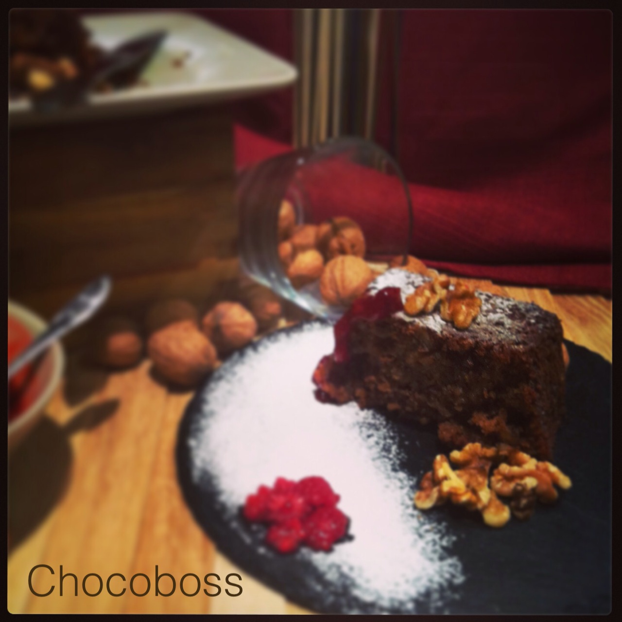 Chocoboss: pan de nueces,manzanas y chocolate!!!!