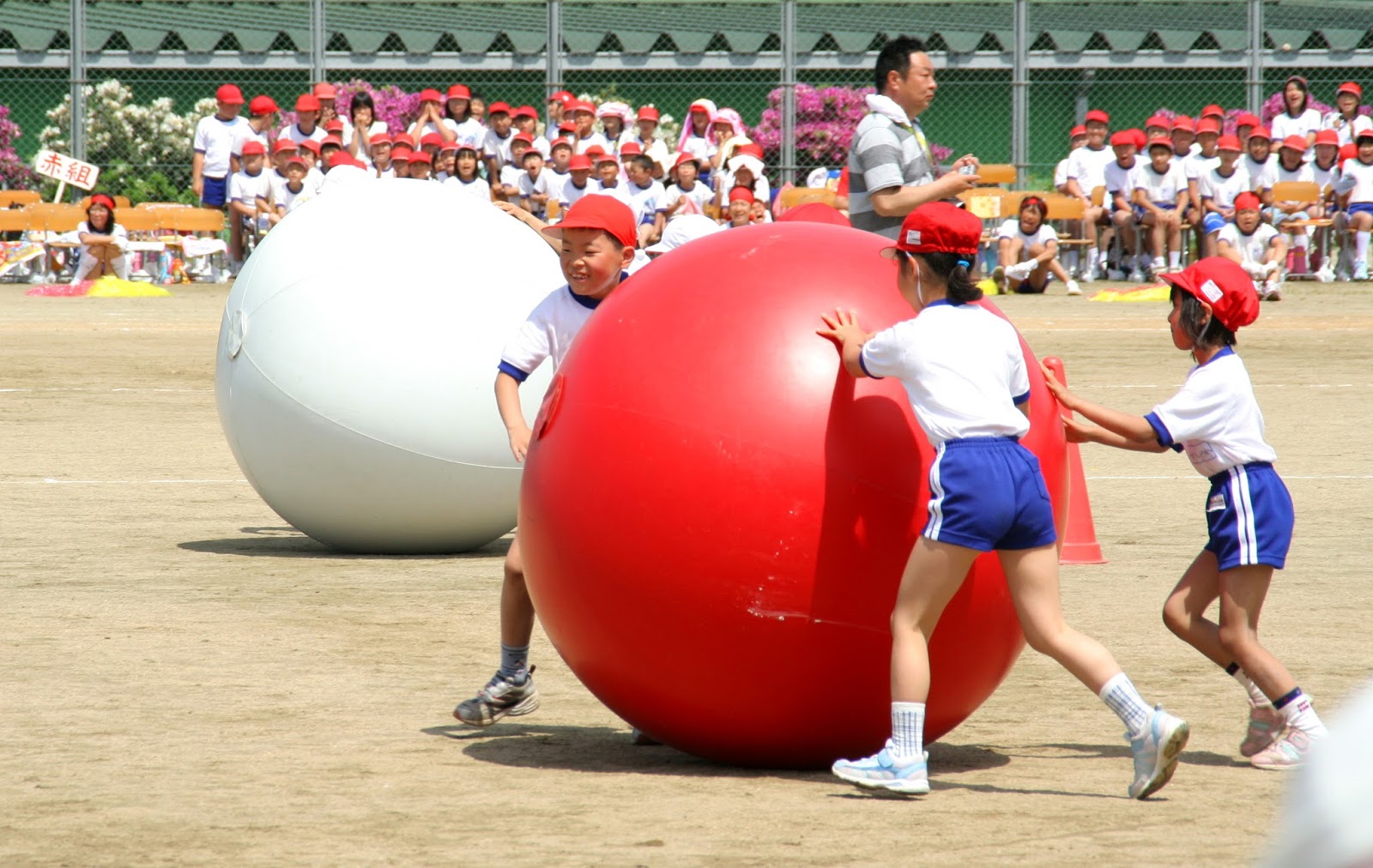Osaka Joe: Japanese Autumn Tradition: Undokai