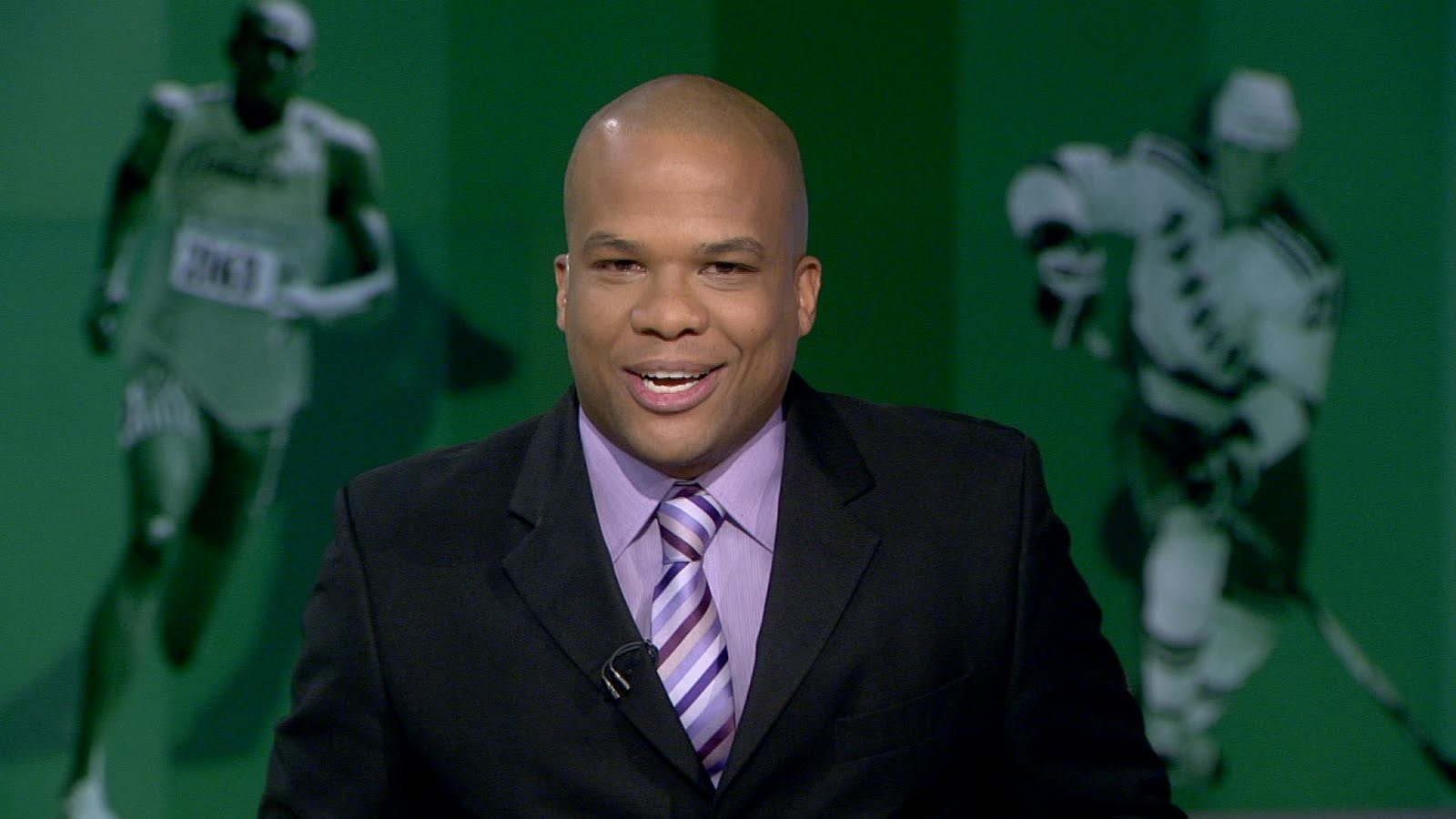 TV with Thinus: FIRST LOOK! Robin Adams now a sports anchor at Al ...