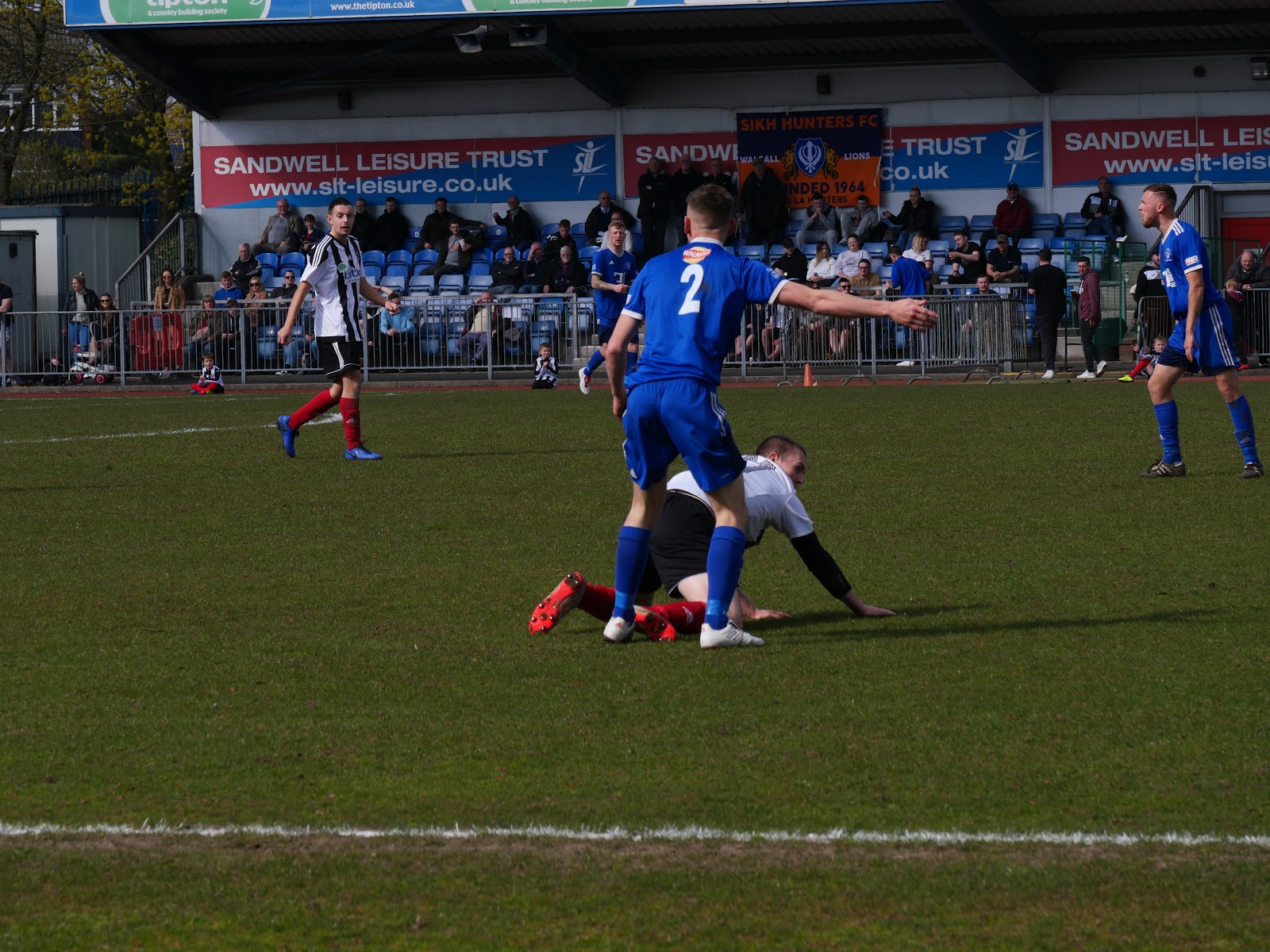 Proper Football: Sikh Hunters too good for Tipton Town