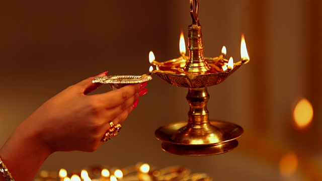 ശ്രീവിദ്യതന്ത്ര: Why do we light a lamp?