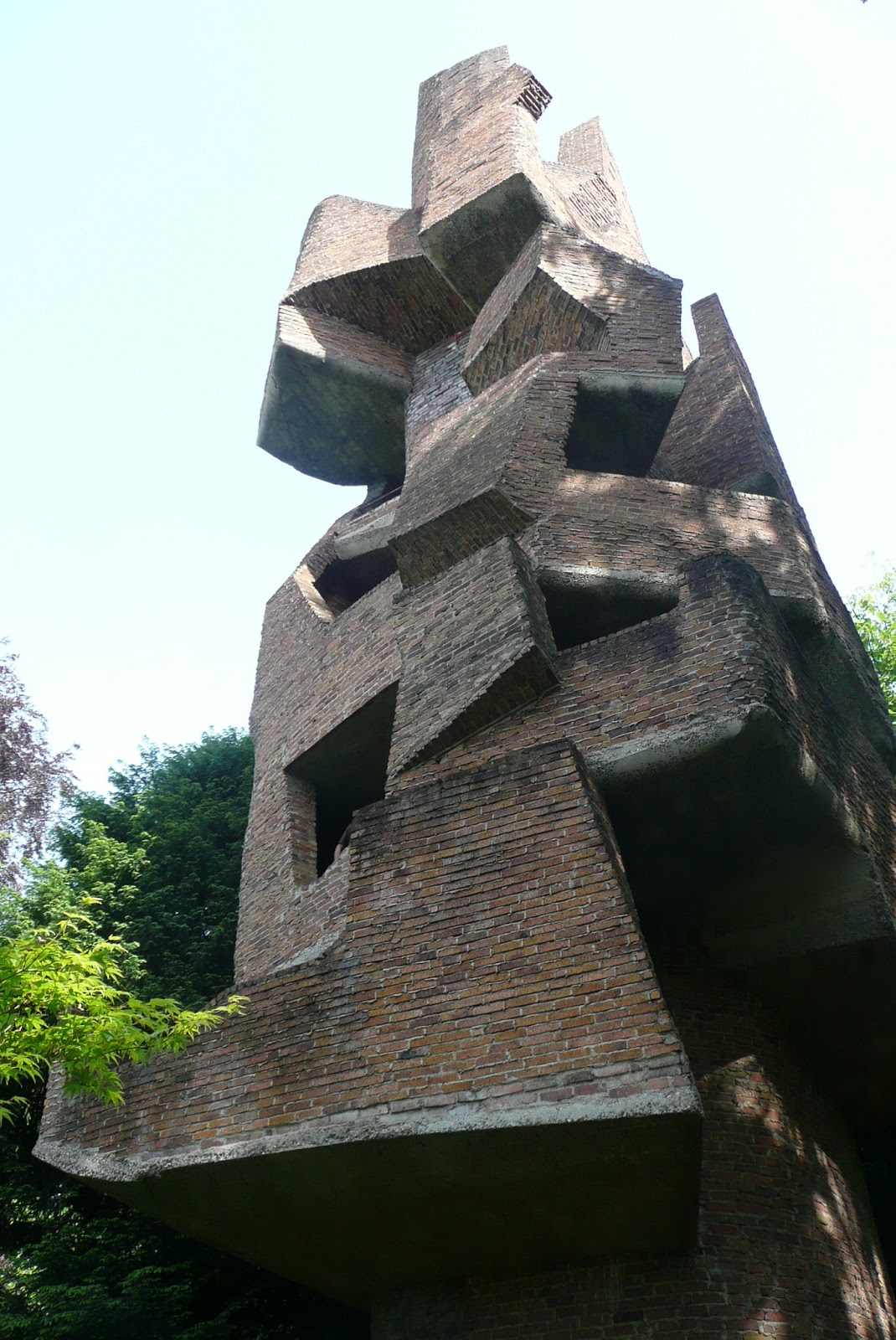 Ideas for Brick Architecture: André Bloc - sculpture-habitacle "La Tour ...