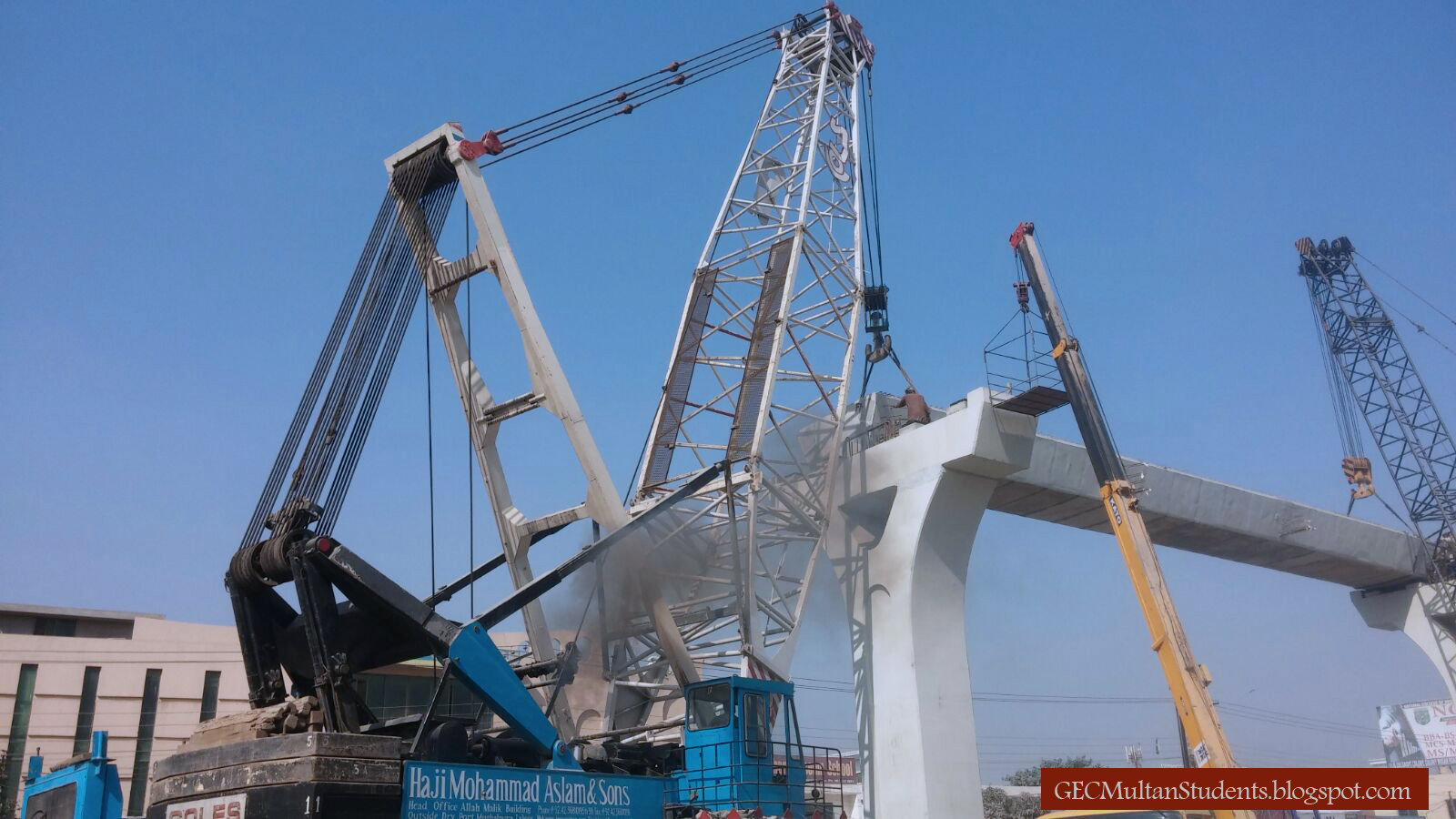 Grid Launching of Metro Bus Project on Bosan Road Multan - Govt Emerson ...