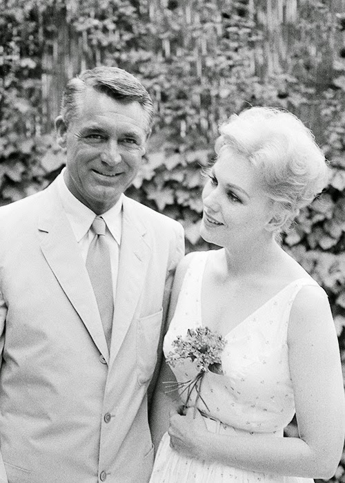 Kim Novak, biografía, curiosidades y fotografías | ENTRE EL CAOS Y EL ...