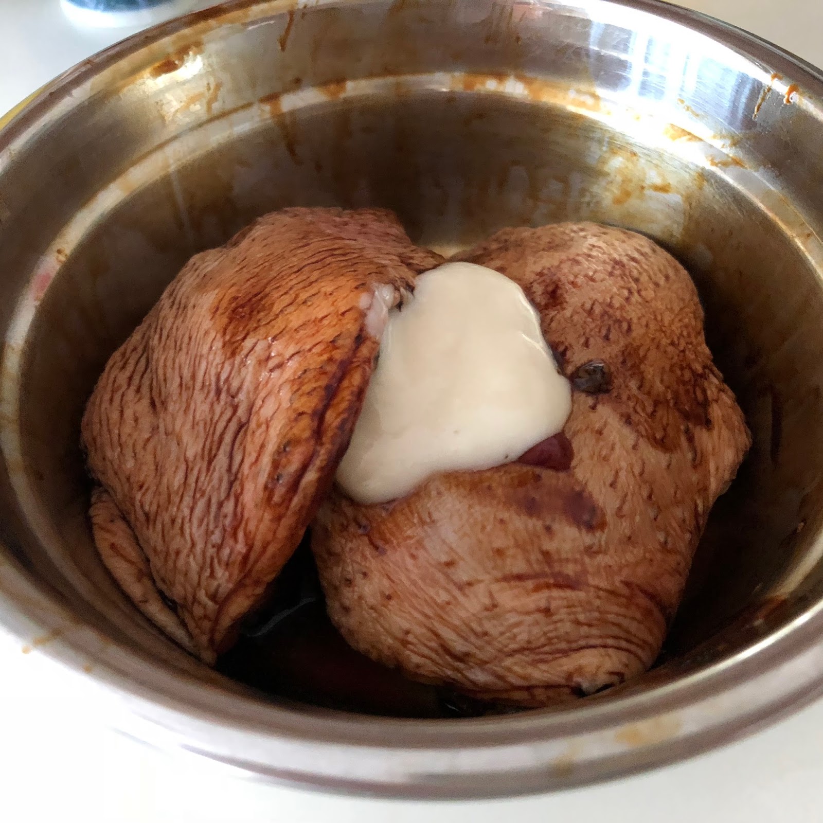 My Mind Patch: Thai Milk Tea Bun with Ermine Cream