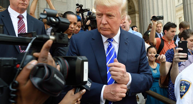 Body Language & Emotional Intelligence: Nonverbal Communication ...