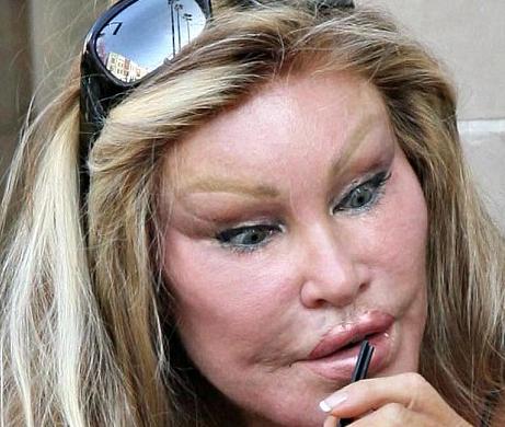 Perempuan kucing, pelik dan scary ! | SWEET & SPICY