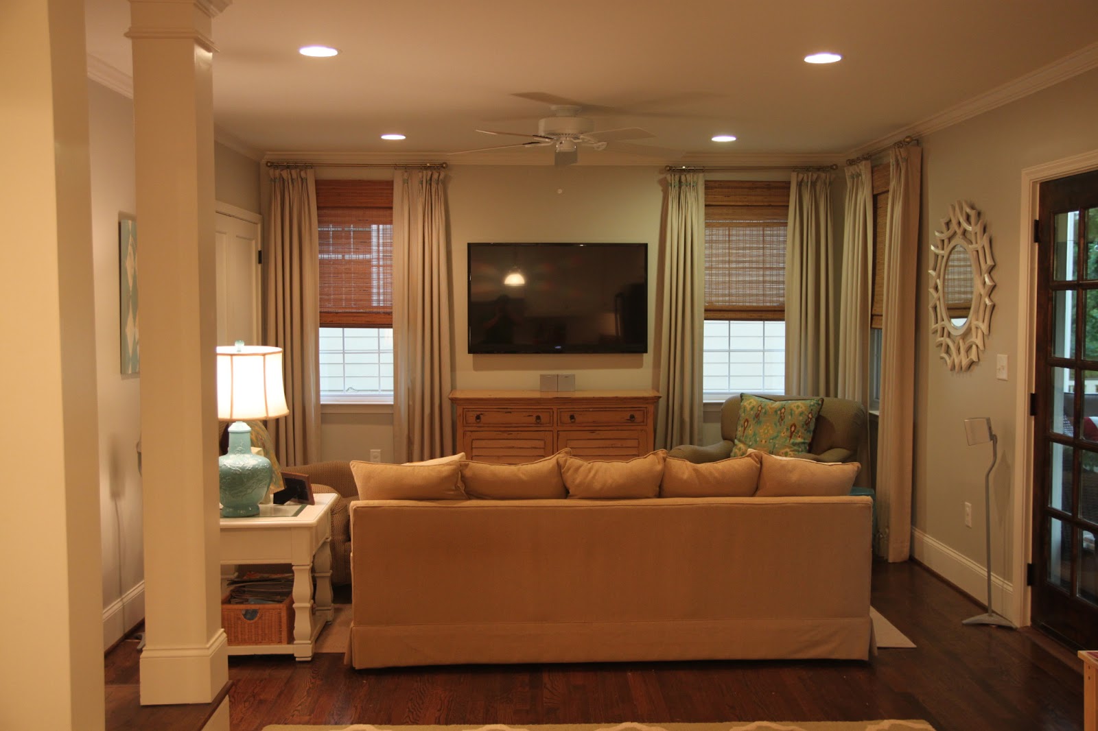 Tollywog's Blog: House Tour-Living Room