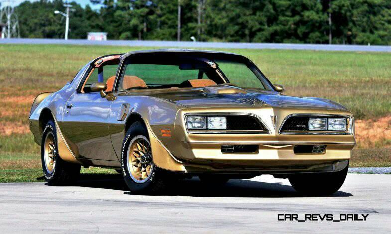 MUSCLE CAR COLLECTION : 1976 Pontiac Firebird Trans Am Gold Edition