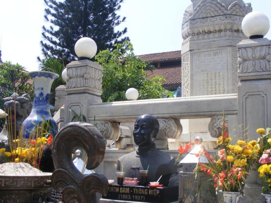 Quách Đàm và lịch sử hình thành Chợ Bình Tây - Kiến thức cơ bản