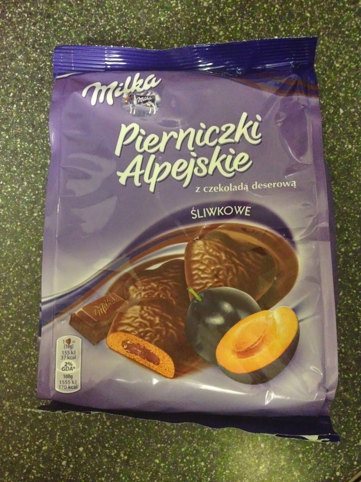 A Review A Day: Today's Review: Milka Pierniczki Alpejskie